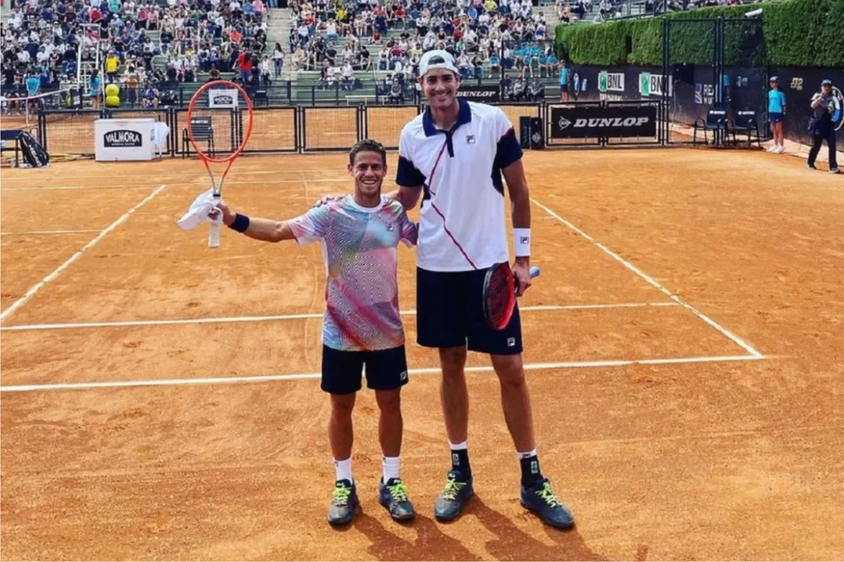 Altura dos Jogadores de Tênis e Sua Importância no Esporte.